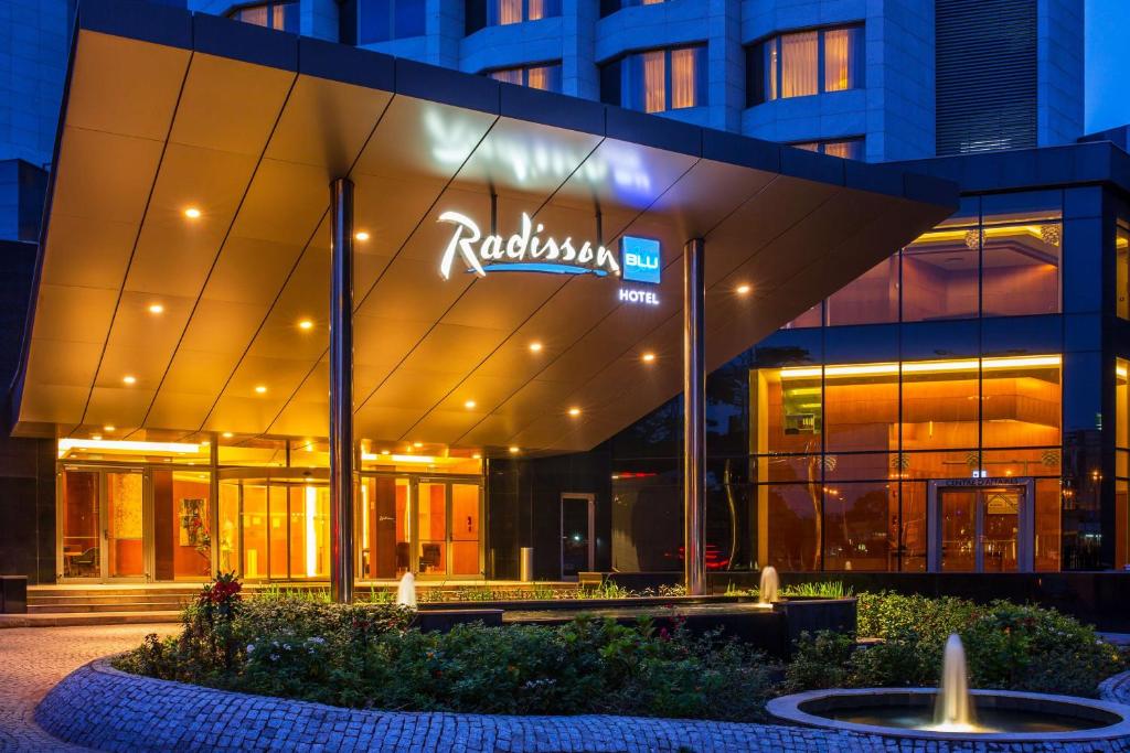 Choice Hotels Redefines Upscale Hospitality with Bold Radisson Rebrand ...